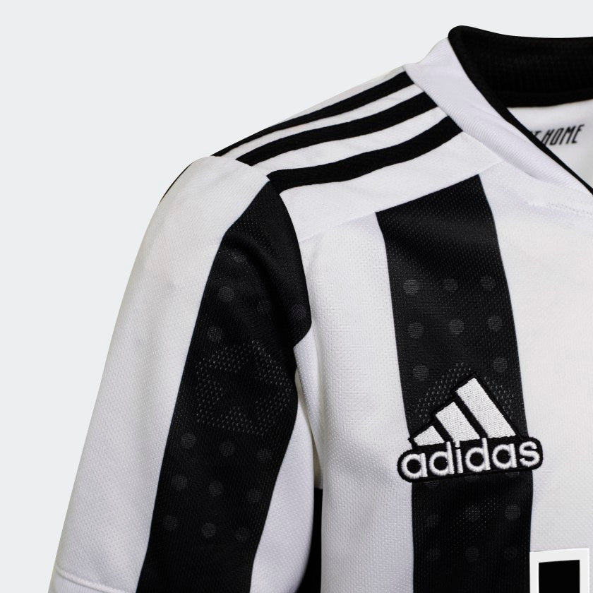 adidas Cristiano Ronaldo 2021-22 Juventus Replica Home Jersey - MENS ...
